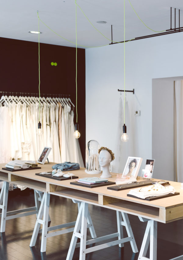 Brautmode in Berlin // ANNE WOLF Brautkleider // Einzigartig handgefertigt