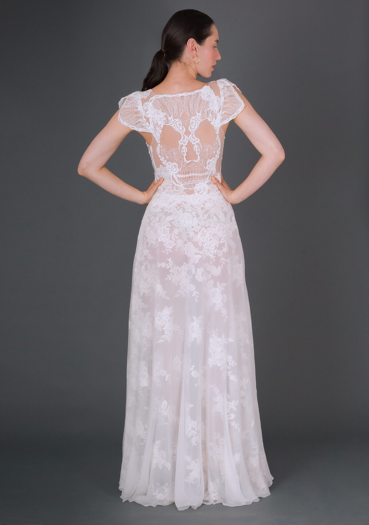 Brautmode in Berlin // ANNE WOLF Brautkleider // Einzigartig handgefertigt